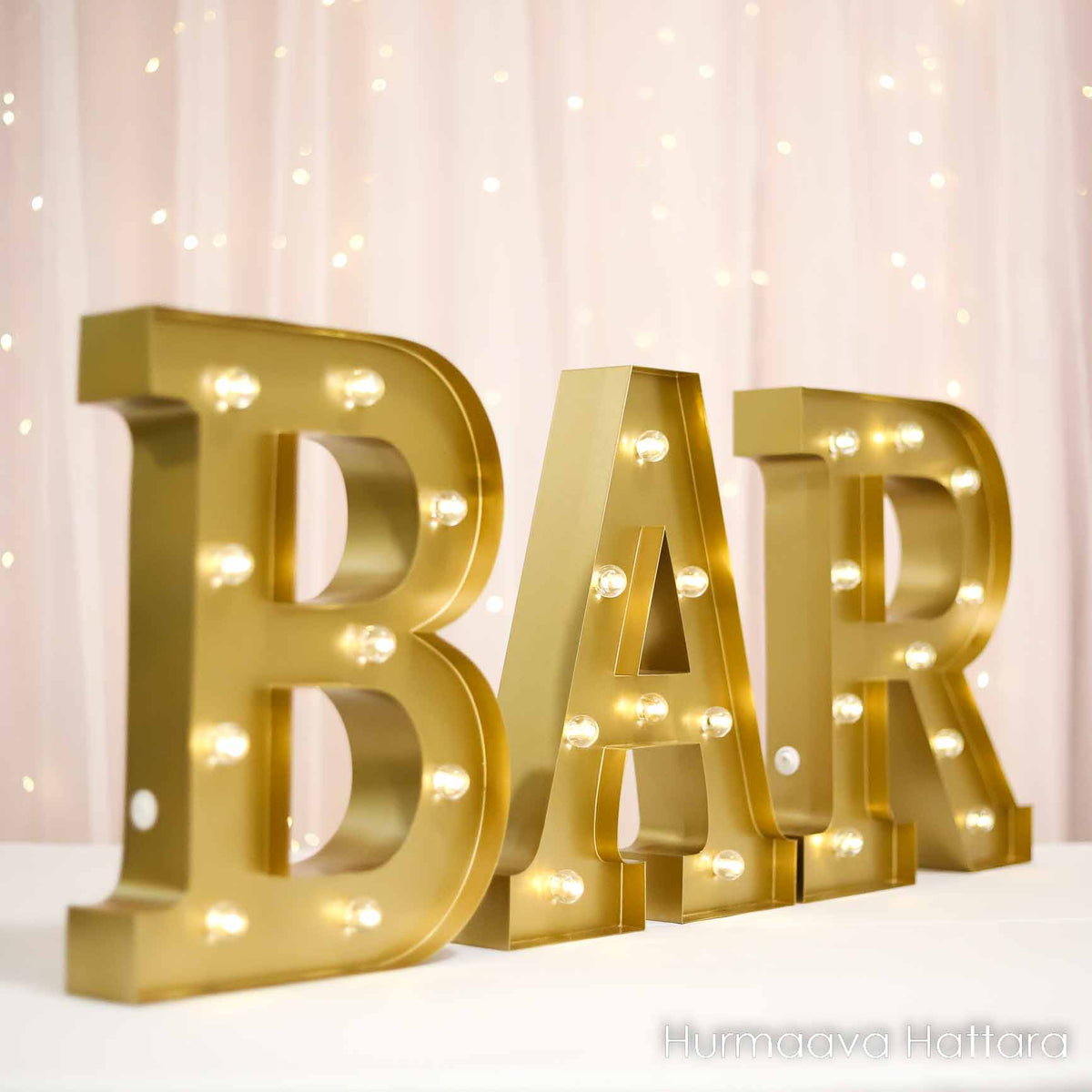 Kyltit | Häätarvikkeet | Hurmaava Hattara – Hurmaava Hattara – Somistevuokraamo & juhlasuunnittelu