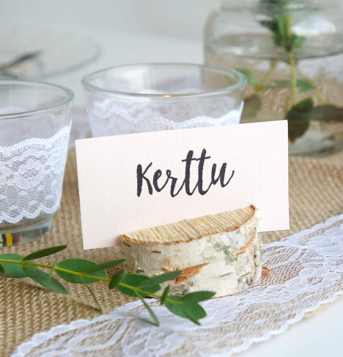 Koivu -korttipidike | Juhlakoristeet | Hurmaava Hattara – Hurmaava Hattara – Somistevuokraamo ...