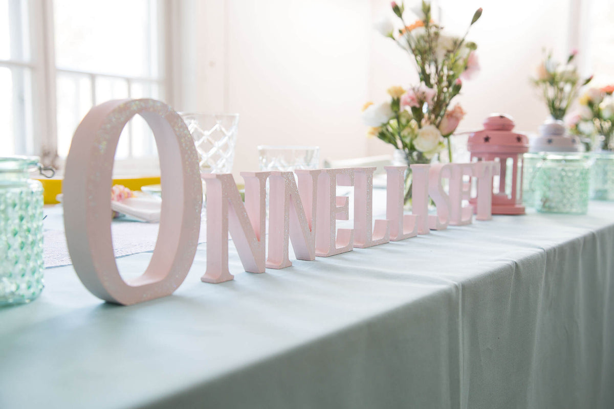 Onnelliset -kyltti | Juhlakoristeet | Hurmaava Hattara – Hurmaava Hattara – Somistevuokraamo ...