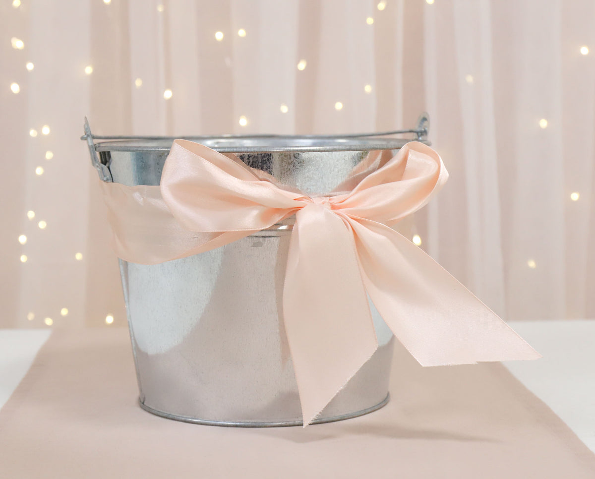 Häätarvikkeiden vuokraus | Vuokraus Turku | Juhlatarvikkeet – Hurmaava Hattara ...